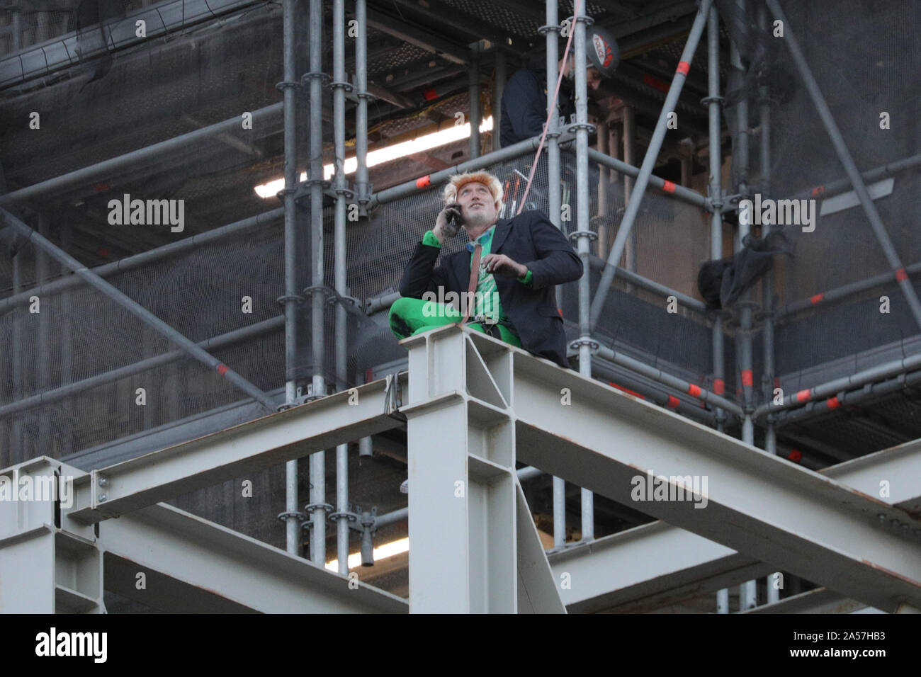 Elizabeth tower scaffold with police hi-res stock photography and ...