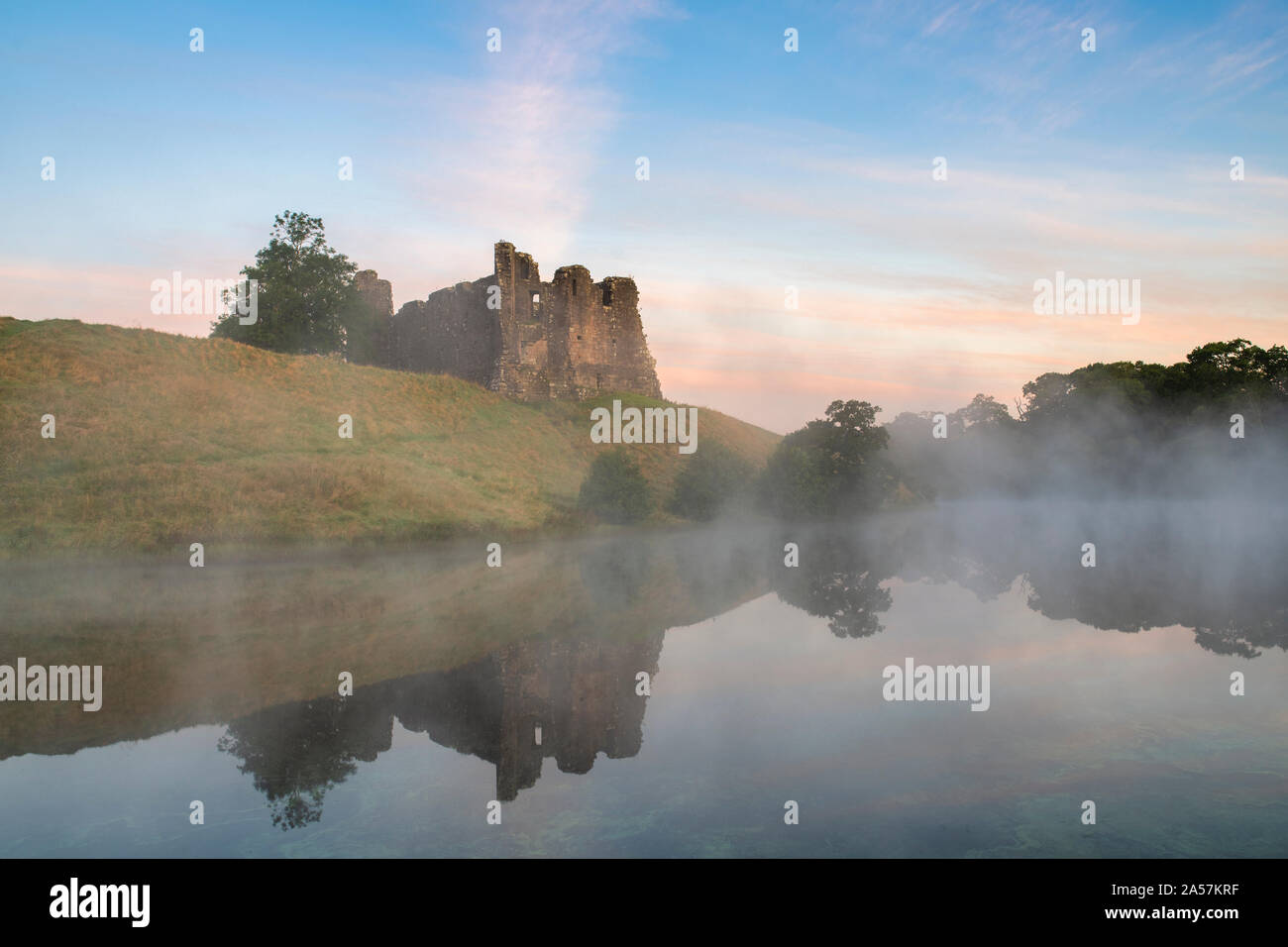 Morton lochs hi-res stock photography and images - Alamy