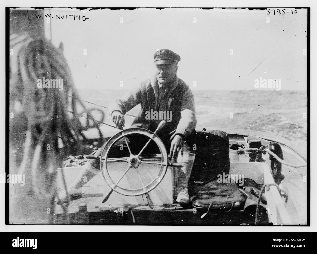 Nutting hi-res stock photography and images - Alamy