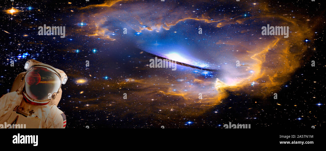 Astronaut helmet reflection hi-res stock photography and images - Alamy