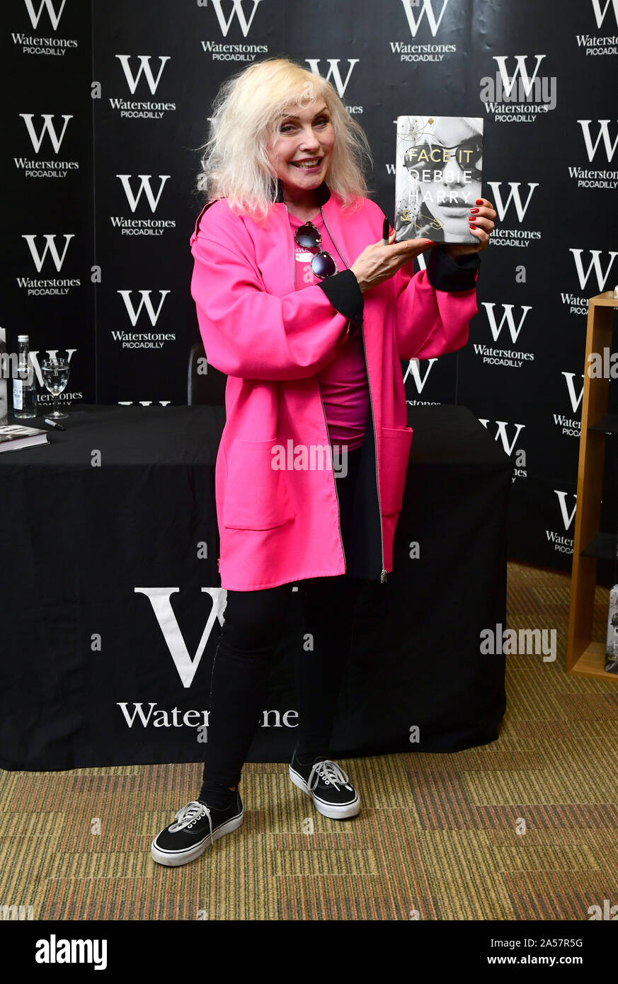 Debbie Harry signs copies of her new book Face It at Waterstones ...