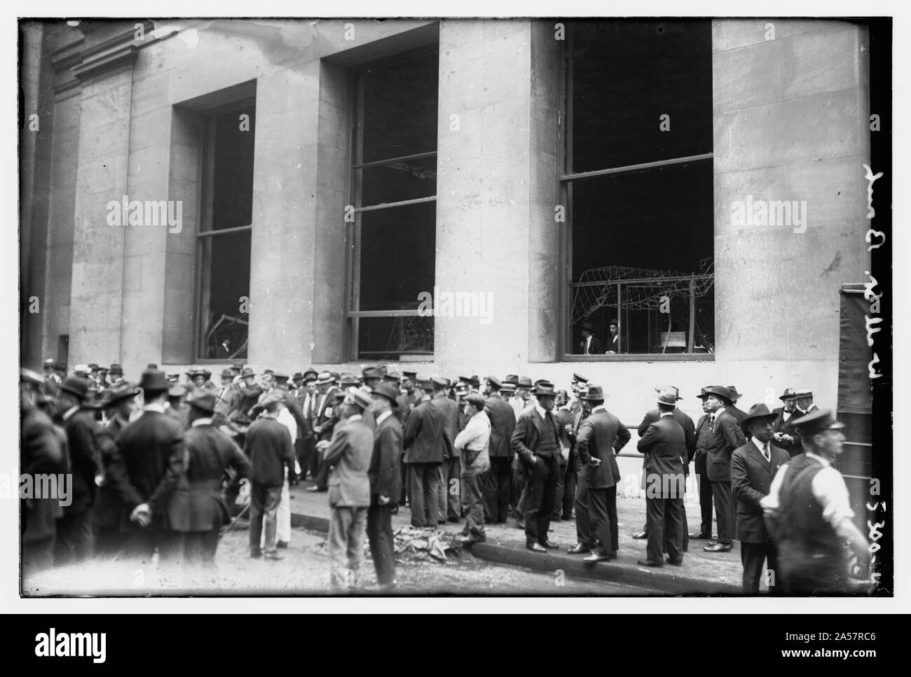 1920s new york city wall street hi-res stock photography and images - Alamy
