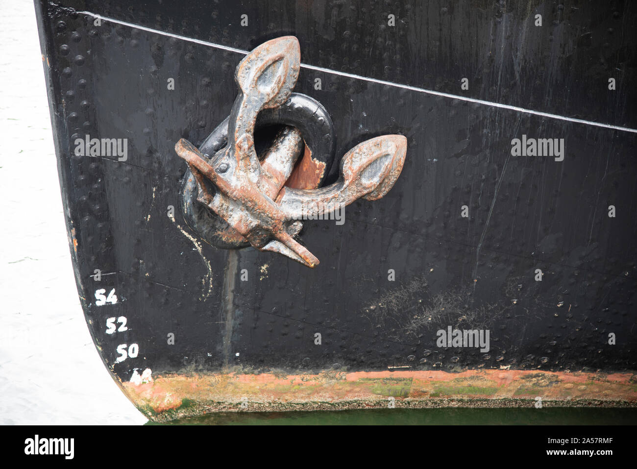 Schiff anker hi-res stock photography and images - Alamy