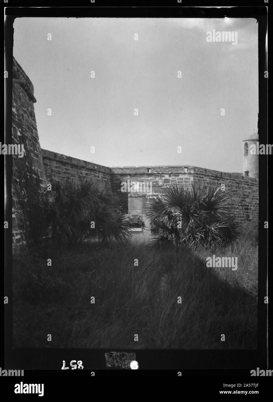 De marcos Black and White Stock Photos & Images - Alamy