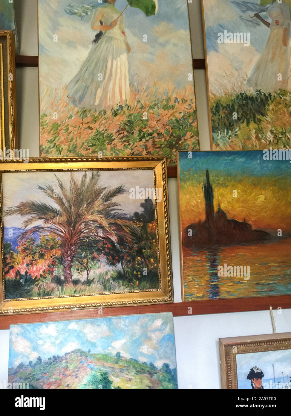 Monet paintings hi-res stock photography and images - Alamy