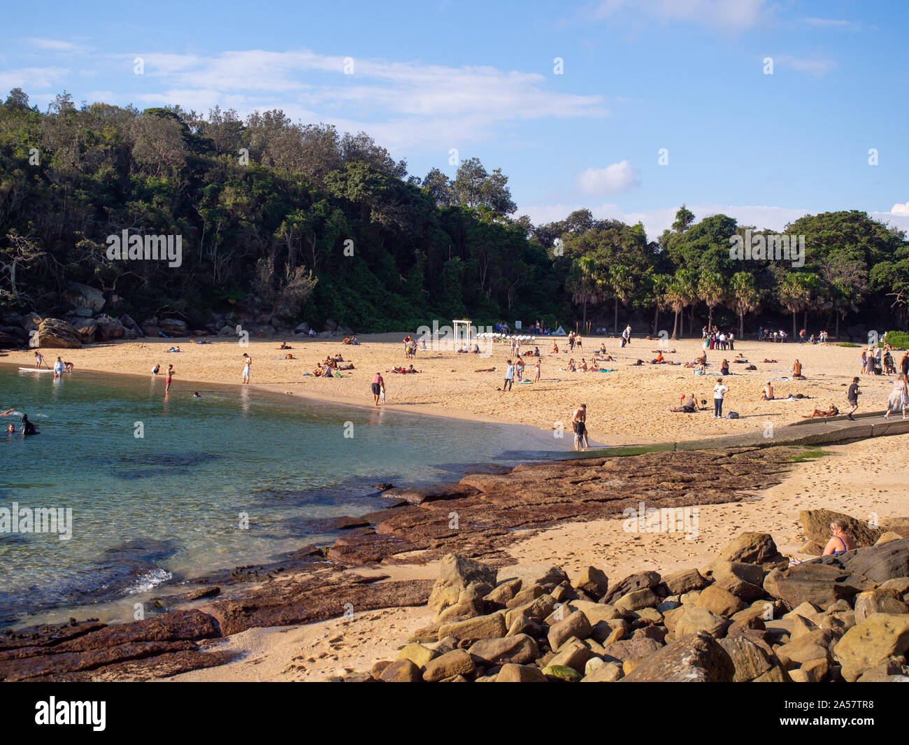 People Enjoying Summer On Shelly Beach In Manly Stock Photo - Alamy