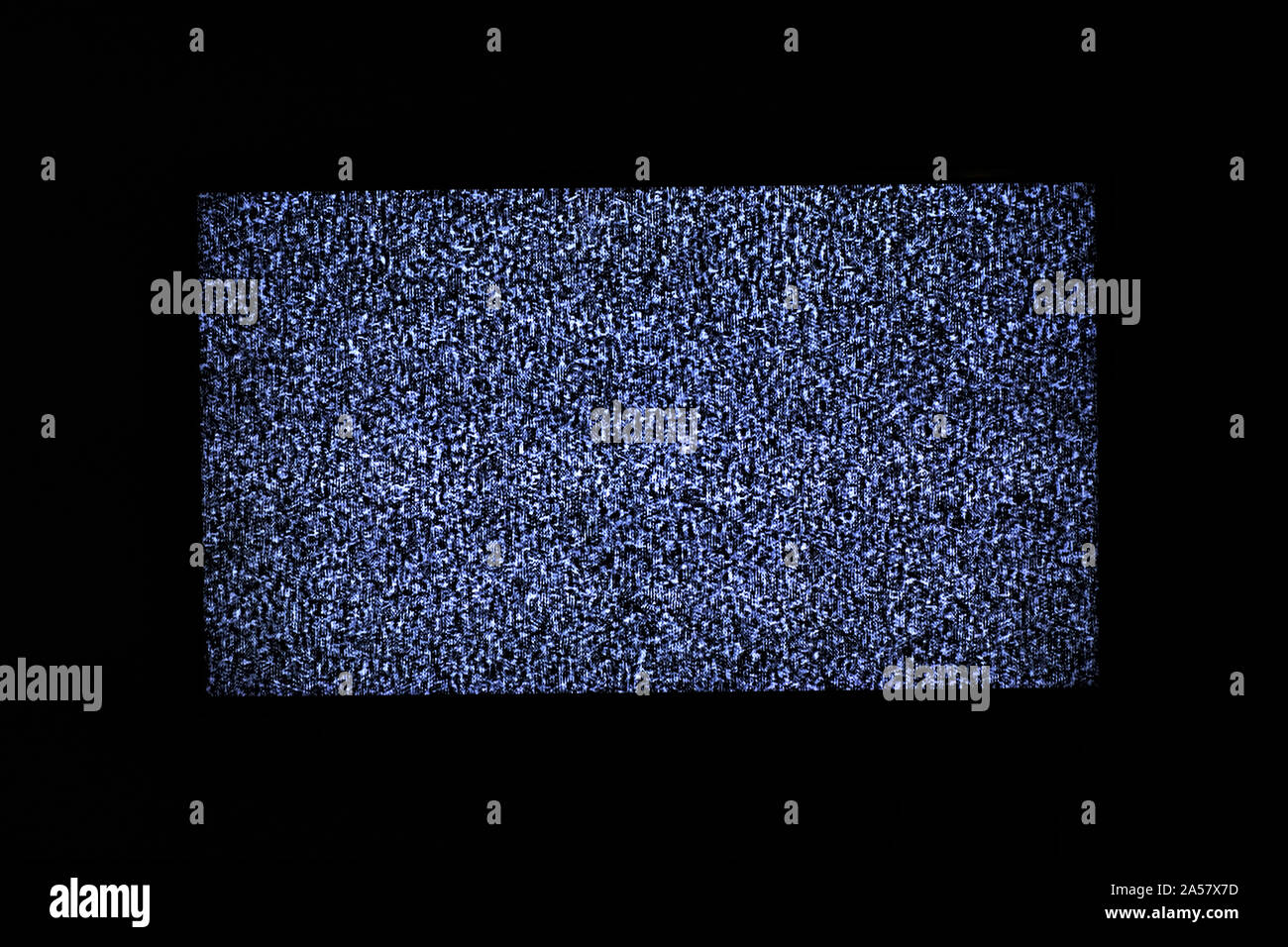 No signal on television monitor, Static noise bad tv black and white ...