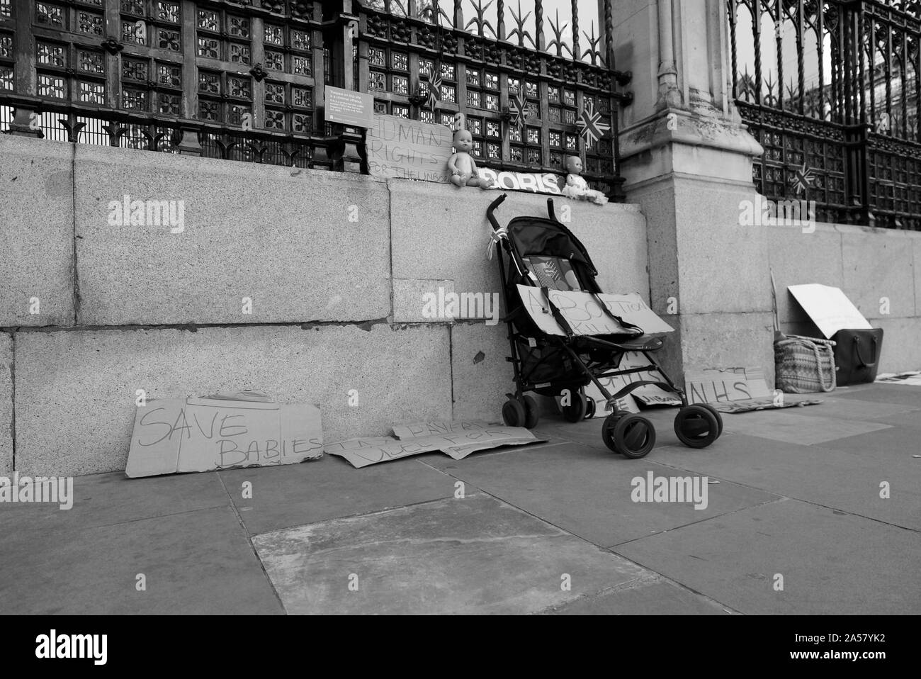 Anti-abortion stand in London. Pro-life protestor Stock Photo - Alamy