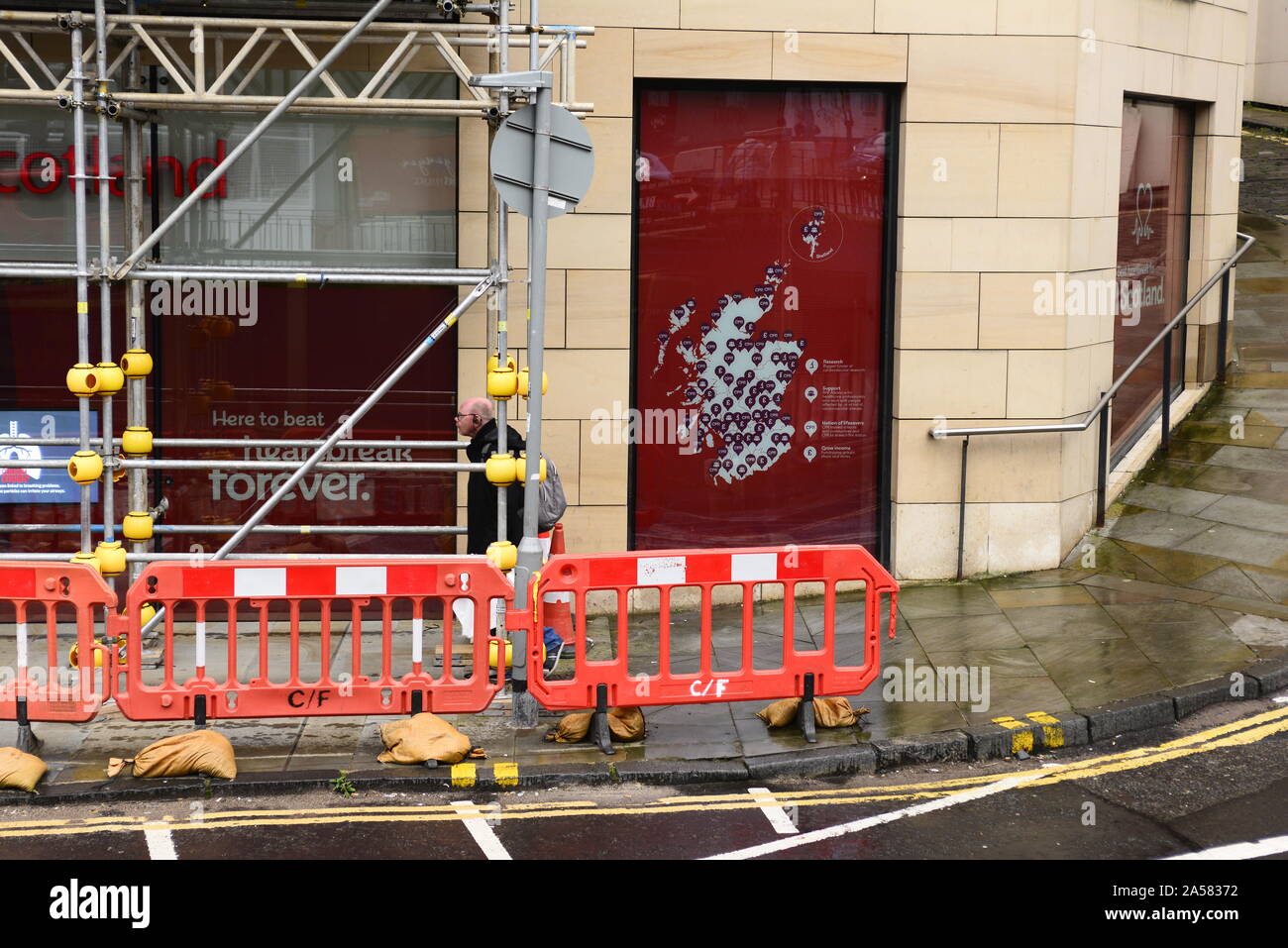 Everyday life in a city in europe Stock Photo - Alamy