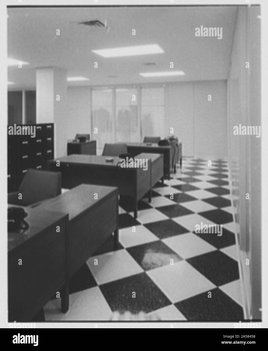 Warner Brothers Co., 90 Park Ave., New York City Stock Photo - Alamy