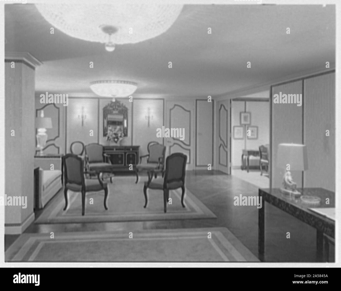 Warner Brothers Co., 90 Park Ave., New York City Stock Photo - Alamy