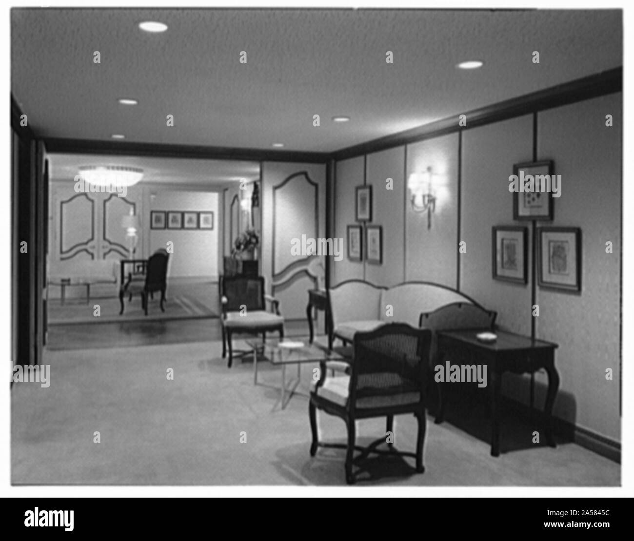 Warner Brothers Co., 90 Park Ave., New York City Stock Photo - Alamy