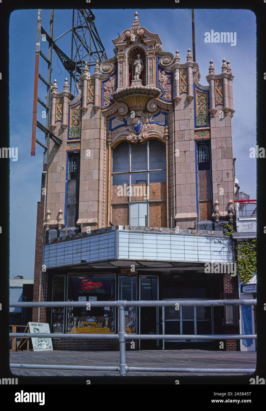 Warner theater atlantic city hi-res stock photography and images - Alamy