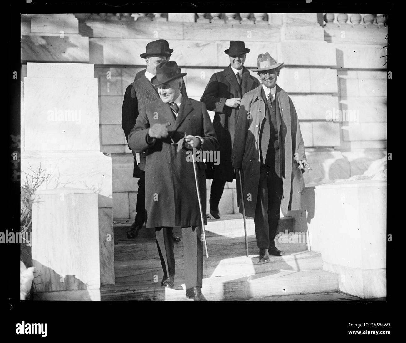 Commander warren hi-res stock photography and images - Alamy