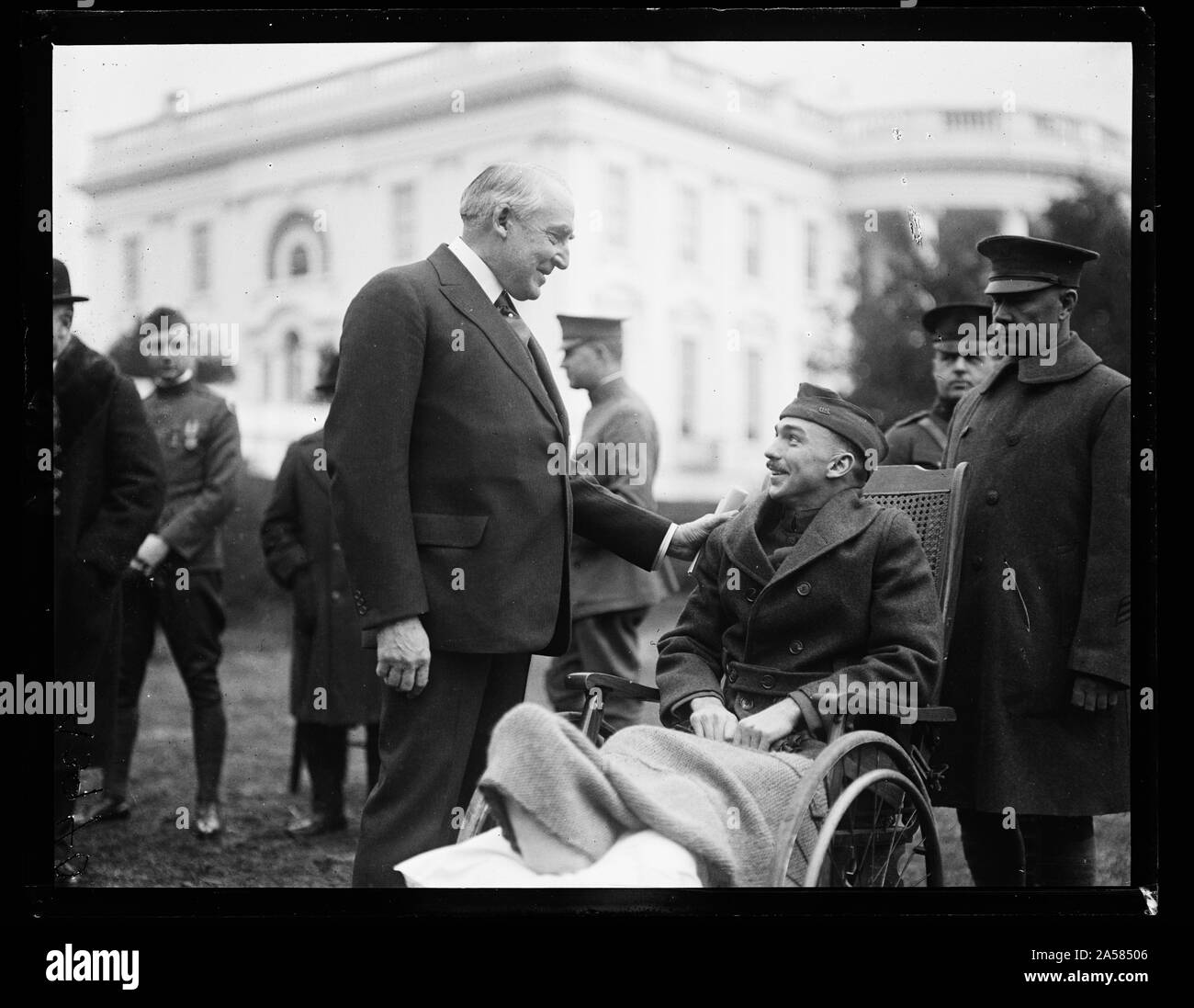 Warren Harding greets wounded soldier at White House, Washington, D.C ...