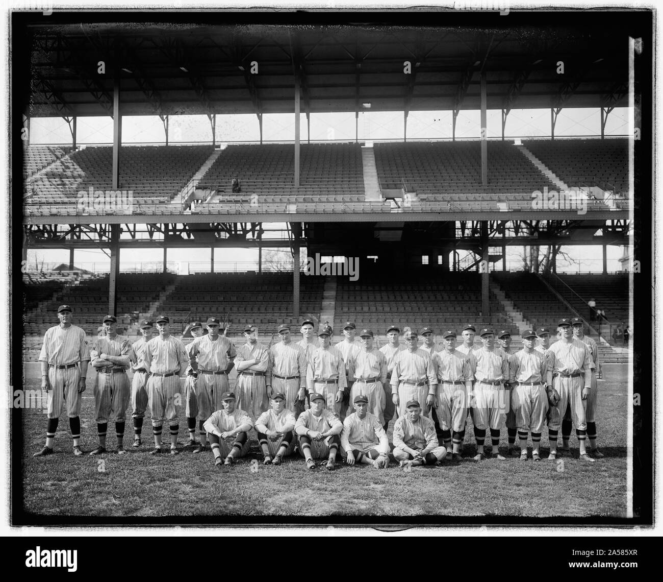 Ball club Black and White Stock Photos & Images - Alamy