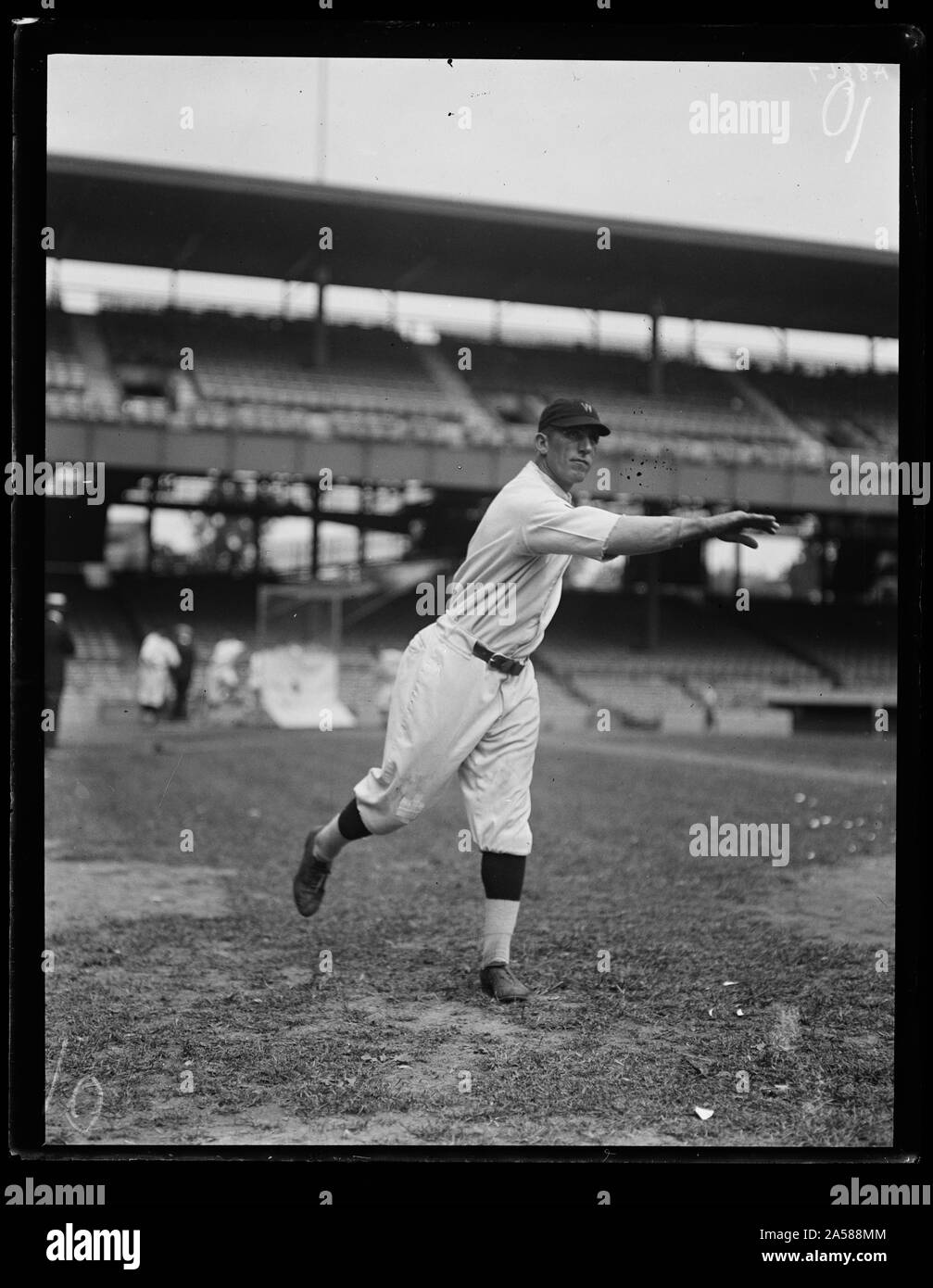 Baseball sport training sports Black and White Stock Photos & Images ...