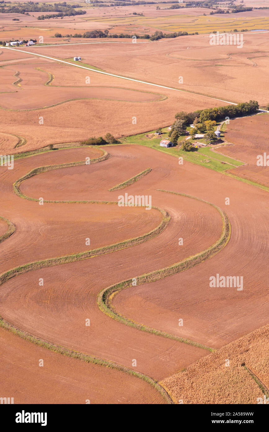 Contour farming iowa hi-res stock photography and images - Alamy