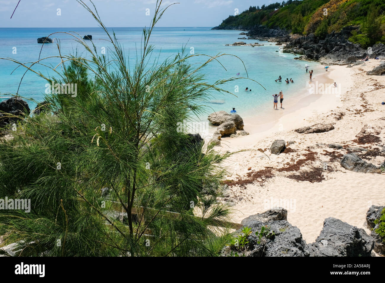 Bermuda beaches hi-res stock photography and images - Alamy