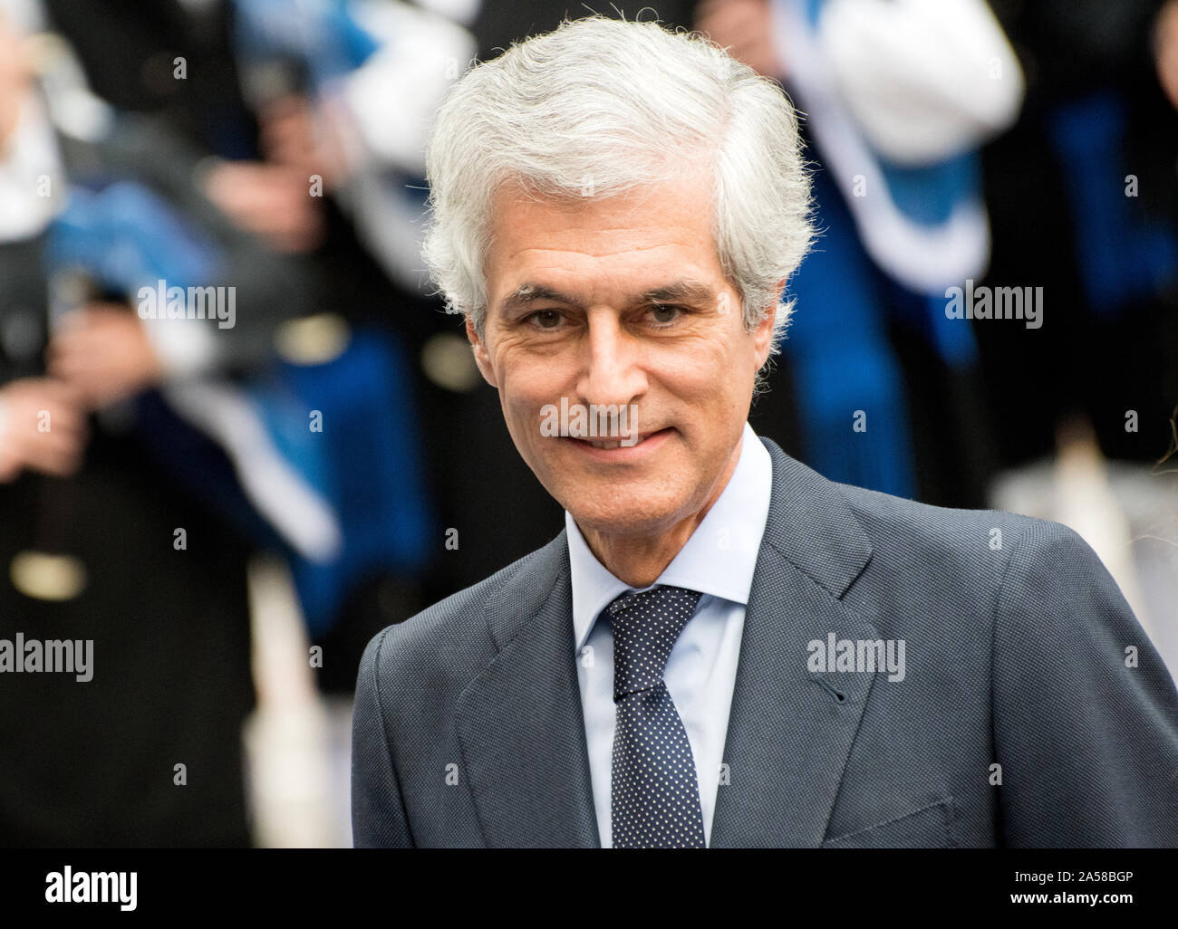 Pp party hi-res stock photography and images - Alamy