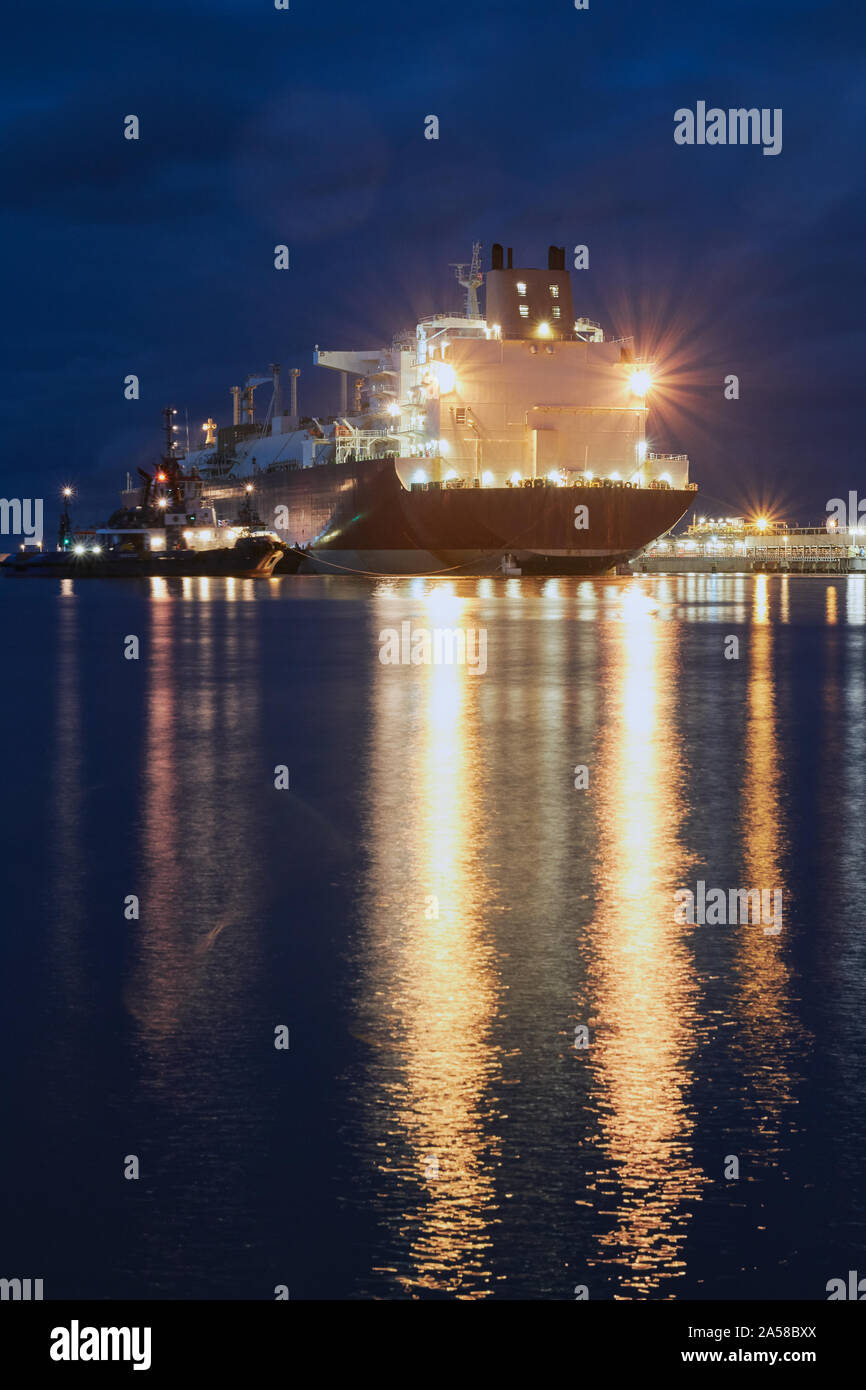 Lng carrier hi-res stock photography and images - Alamy