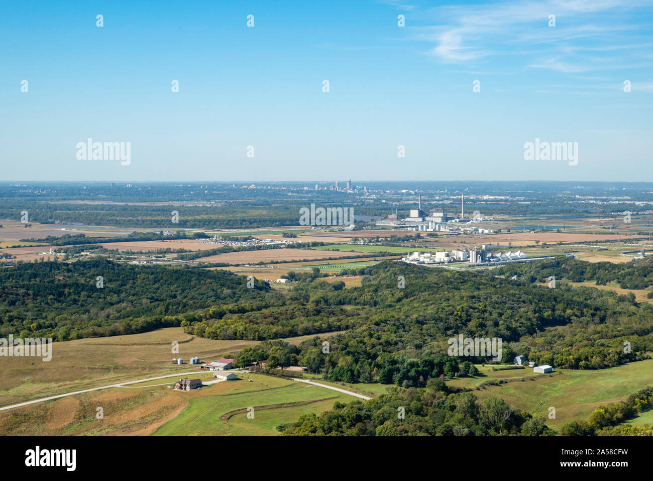 Aerial photograph iowa power plant hi-res stock photography and images ...