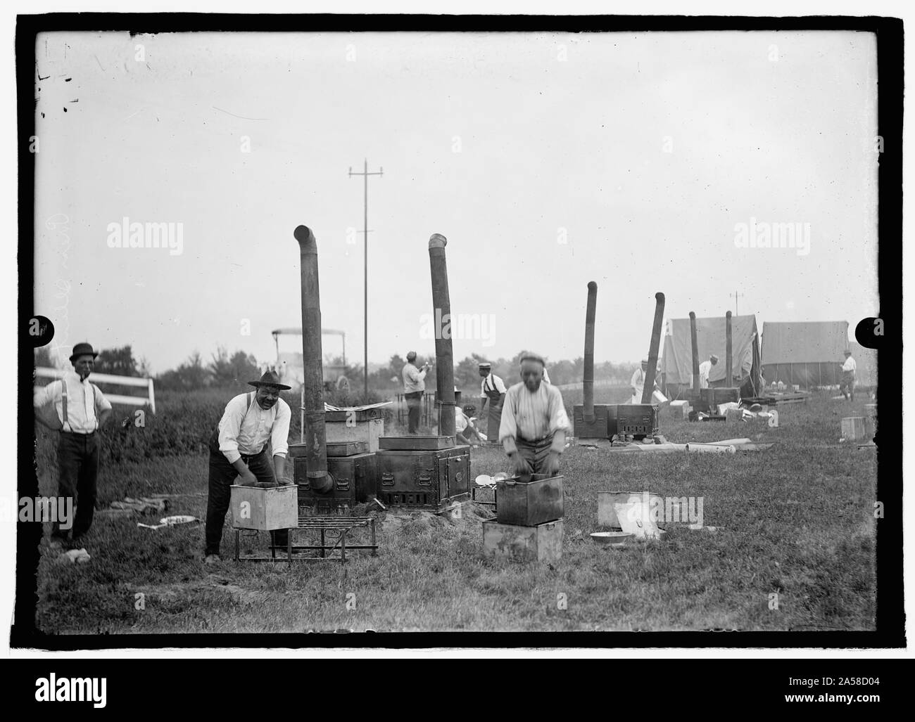 Field kitchen operations Cut Out Stock Images & Pictures - Alamy