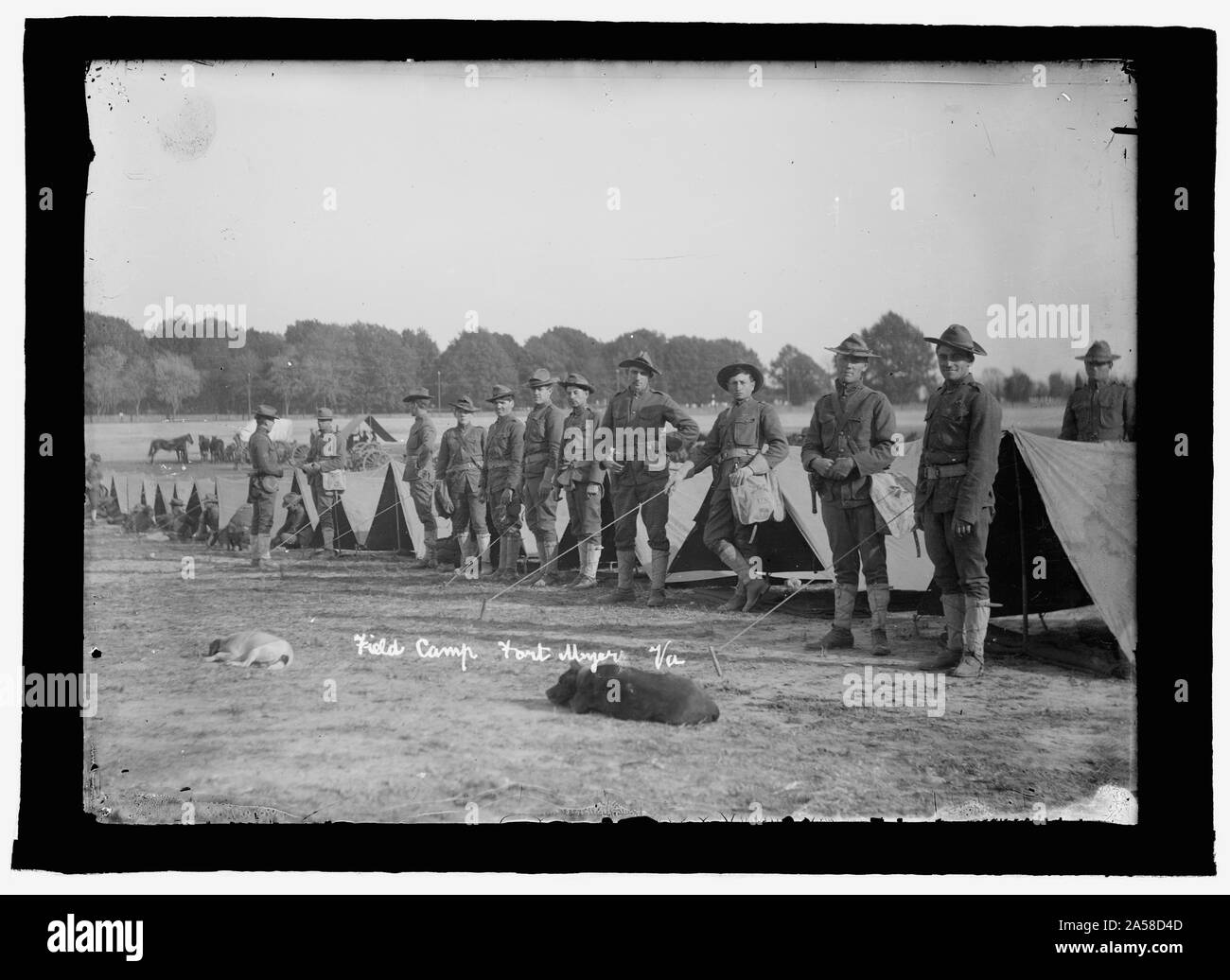 U s army field camp hi-res stock photography and images - Alamy