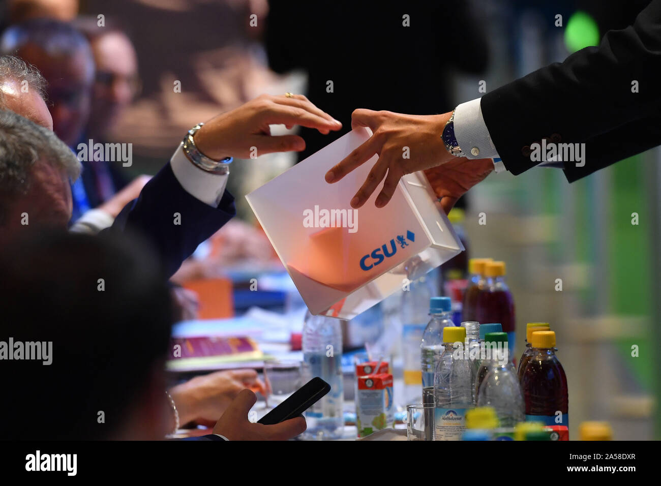 general, border motif: ballot papers, ballots are collected. Election ...