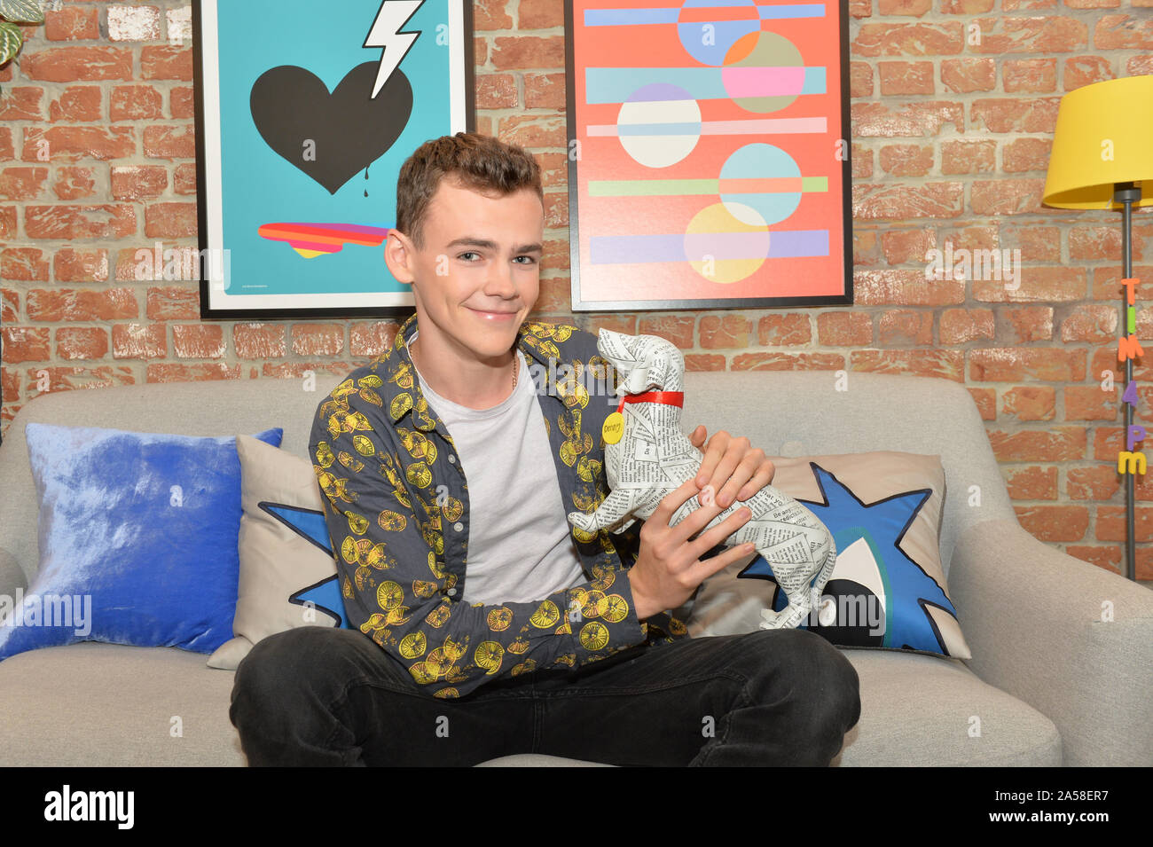 Son zoe ball hi-res stock photography and images - Alamy