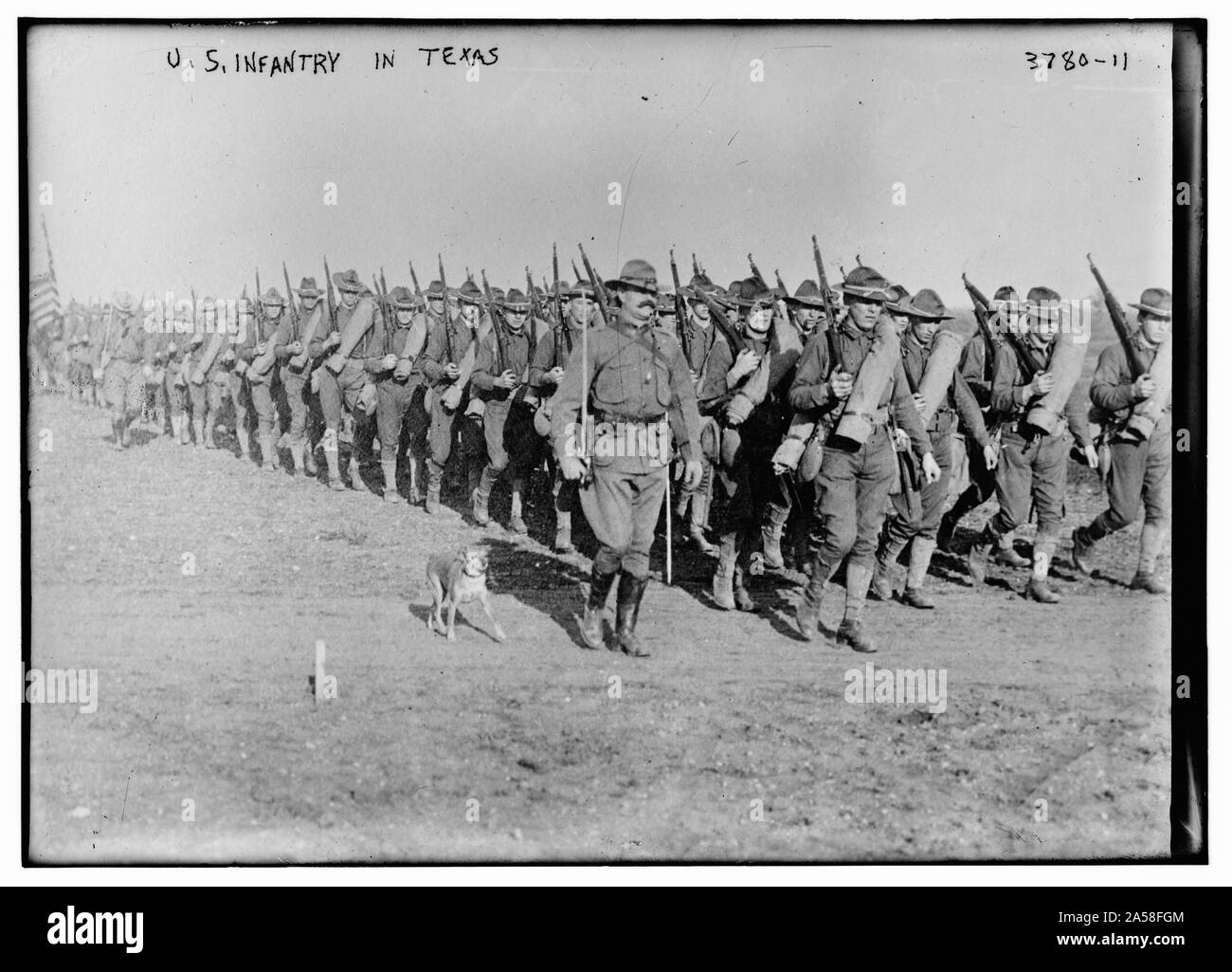 Infantry in uniform Black and White Stock Photos & Images - Alamy