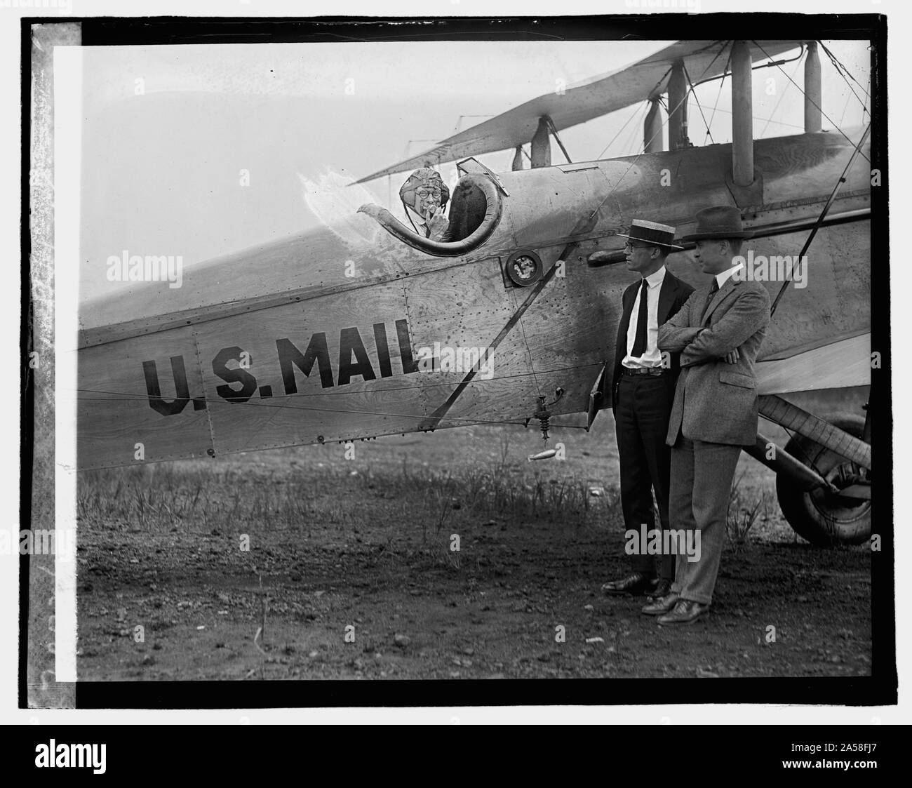 U 2 airplane hi-res stock photography and images - Alamy