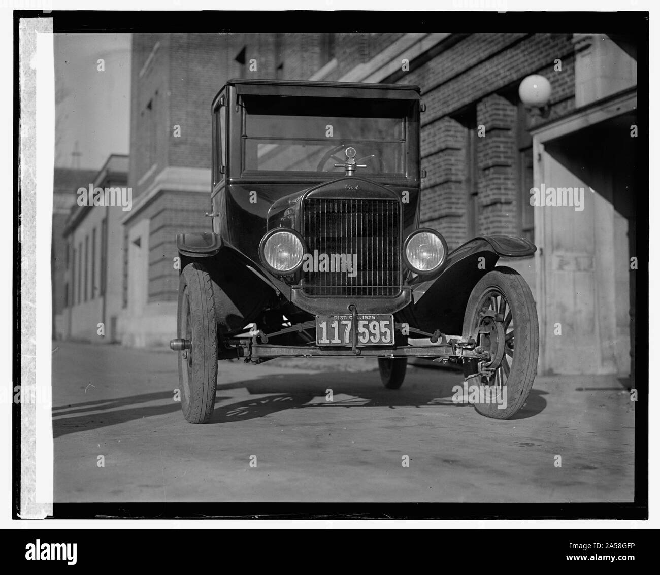 Ordnance transport Black and White Stock Photos & Images - Alamy