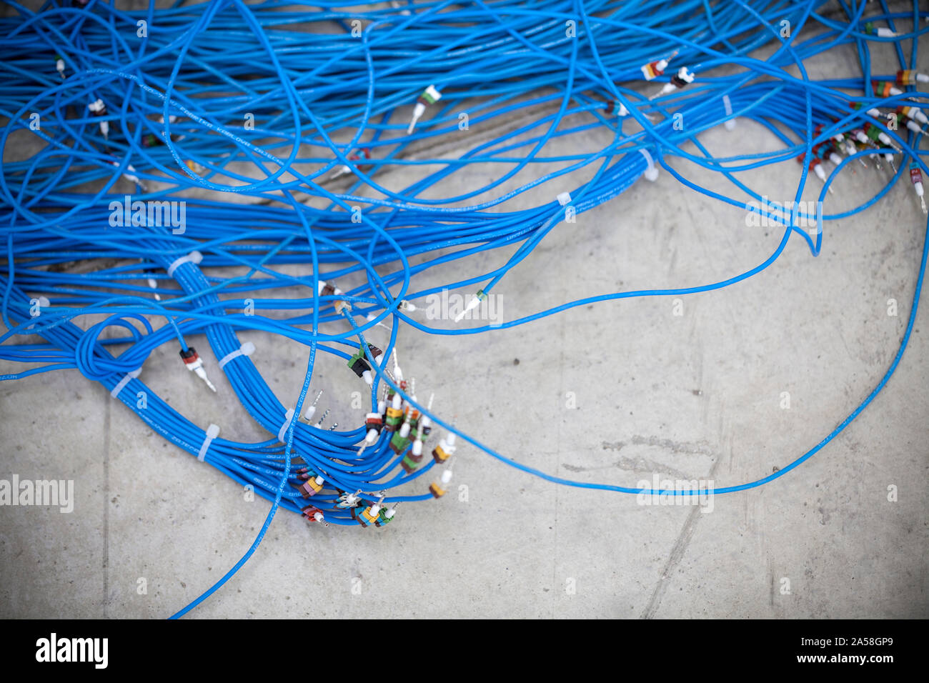 Blue connectors hi-res stock photography and images - Alamy