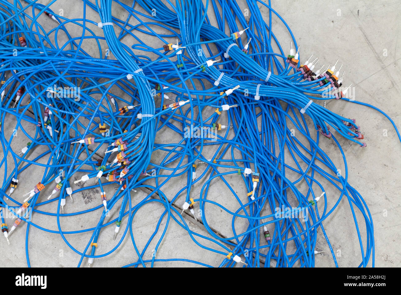 Blue connectors hi-res stock photography and images - Alamy