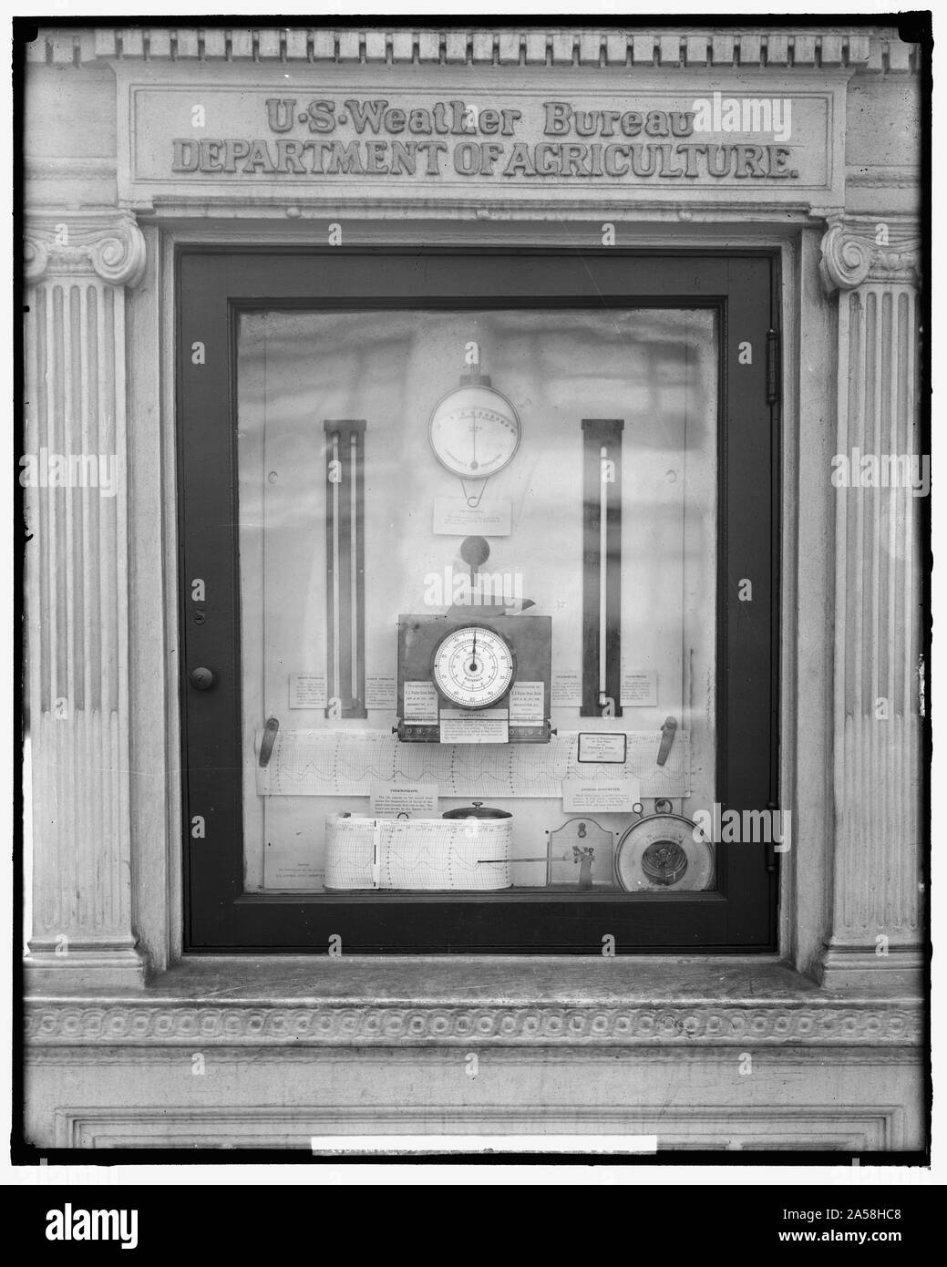 Weather instruments Black and White Stock Photos & Images - Alamy