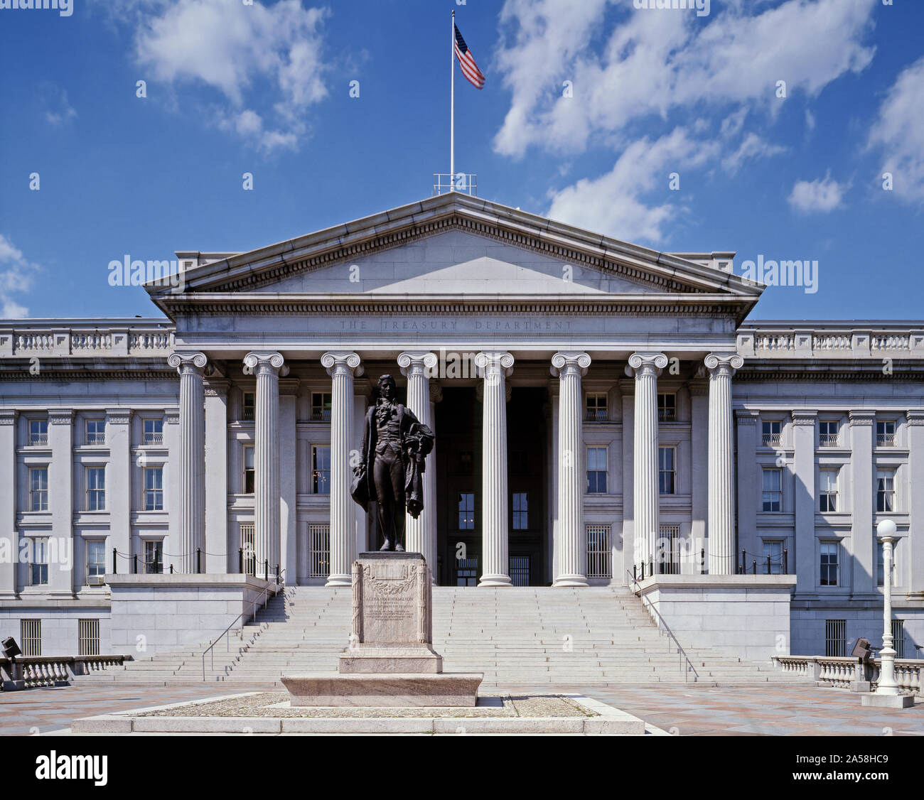 U s treasury building hi-res stock photography and images - Alamy