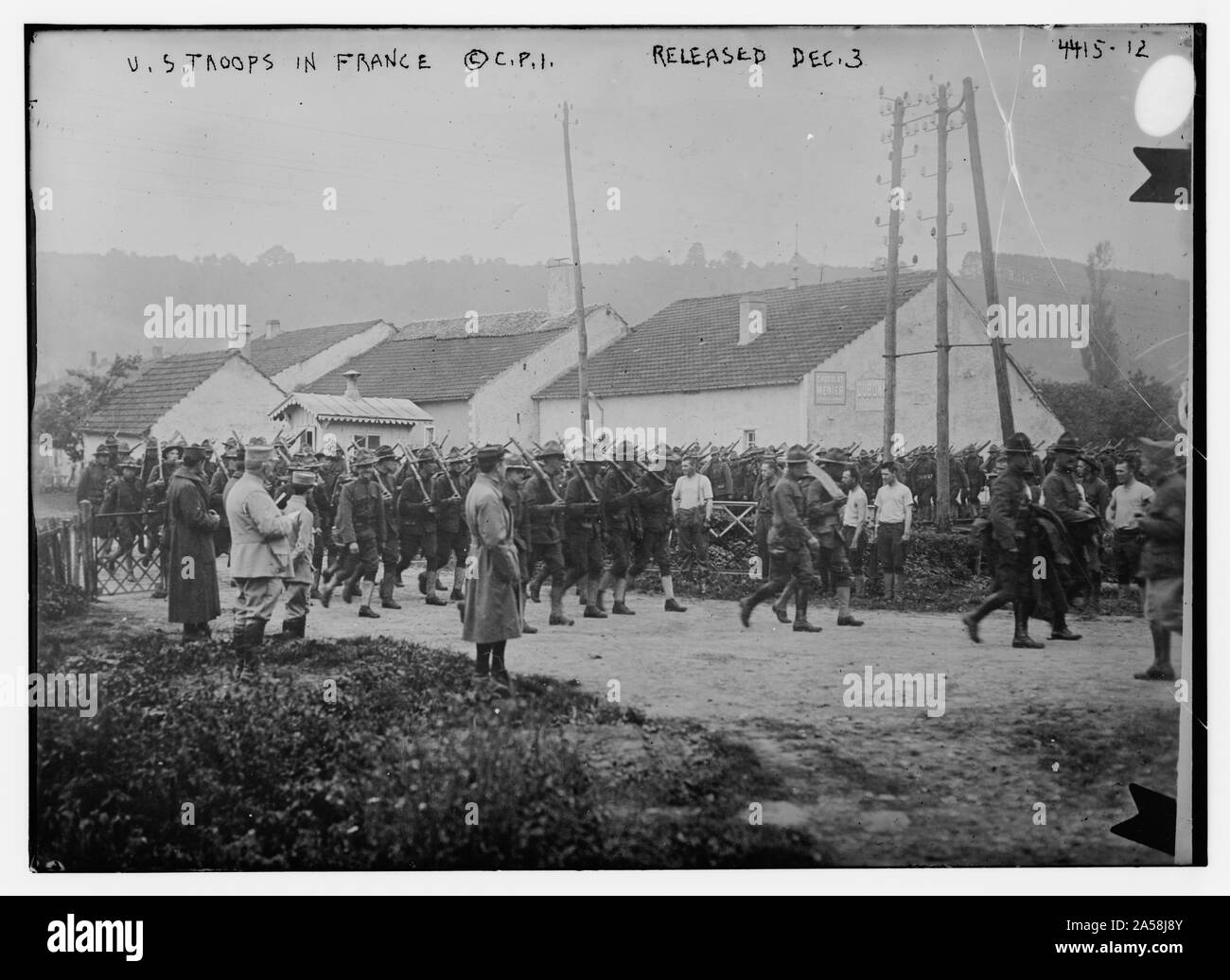 U s army troops in combat hi-res stock photography and images - Alamy