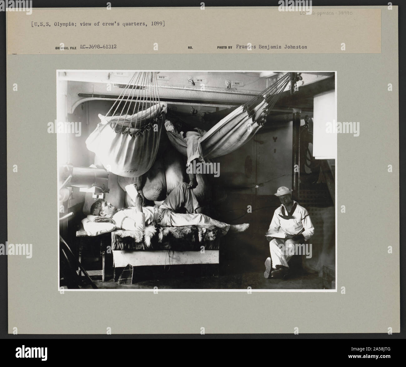 Naval_crew hi-res stock photography and images - Alamy