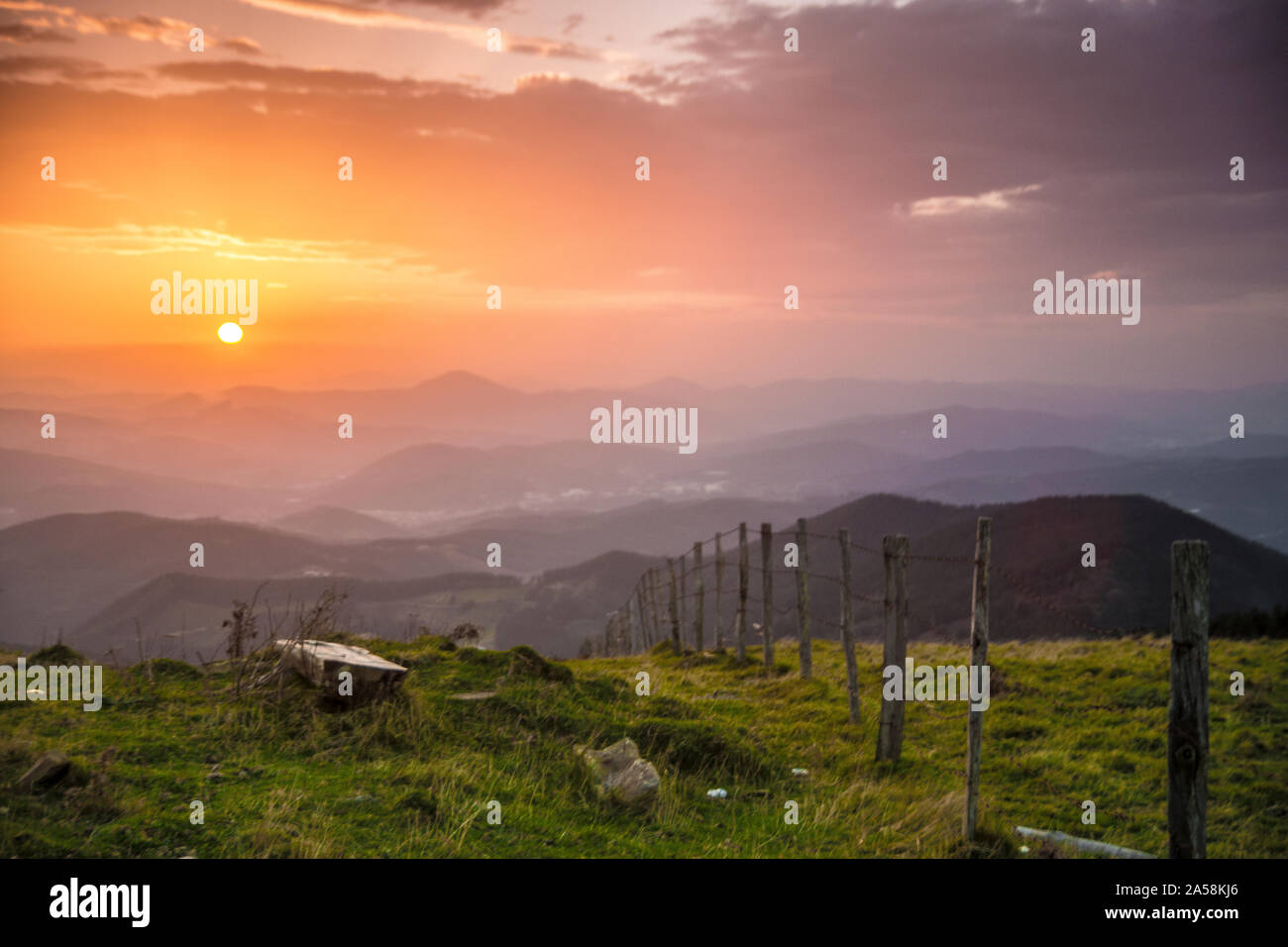 Naturaleza clima hi-res stock photography and images - Alamy