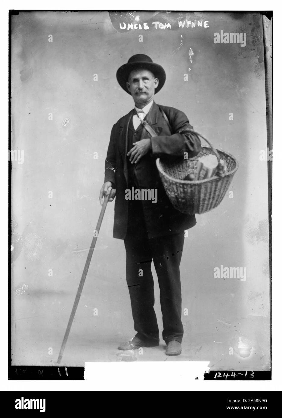Record uncle hi-res stock photography and images - Alamy