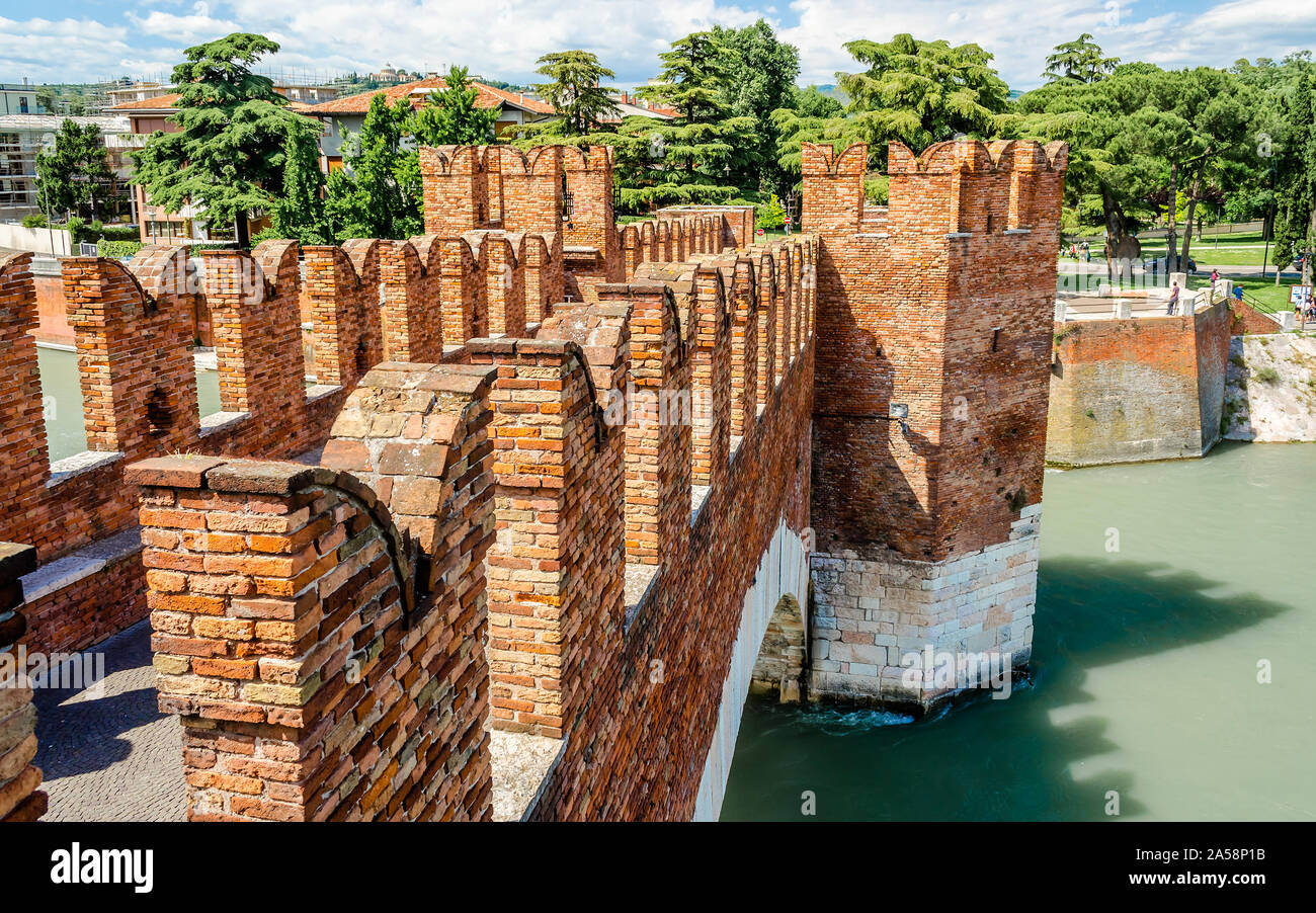 Castelvecchio Bridge, aka Scaliger Bridge, iconic landmark in Verona ...