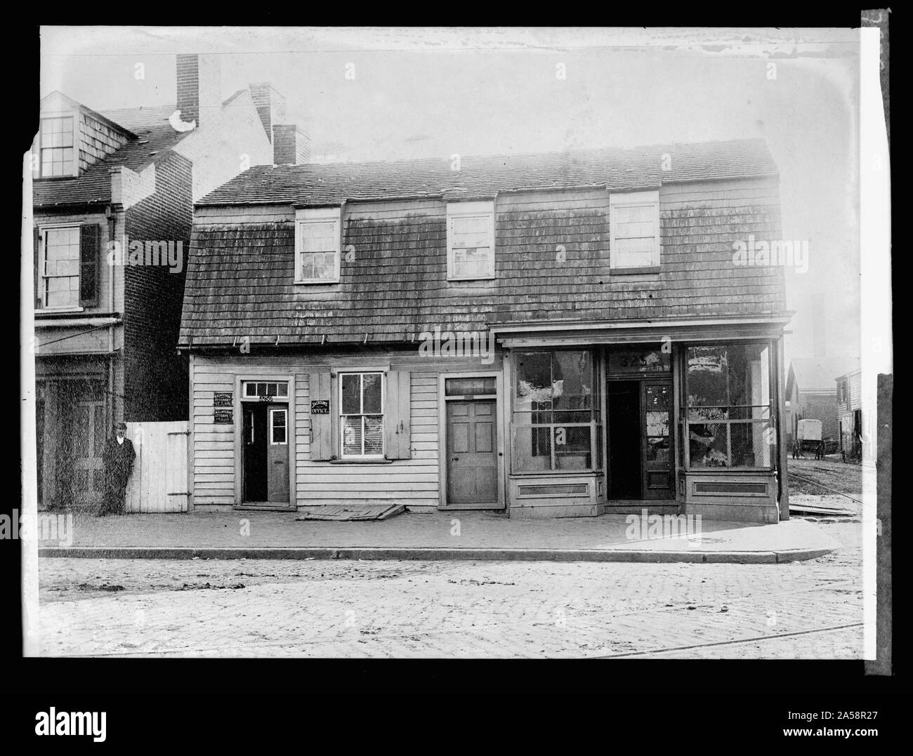 Unidentified buildings hi-res stock photography and images - Alamy