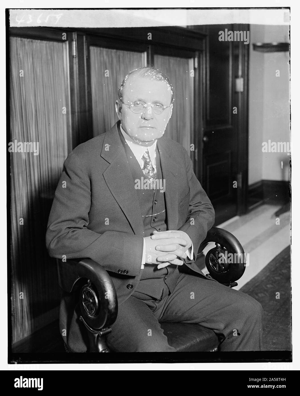 Seated subject Cut Out Stock Images & Pictures - Alamy