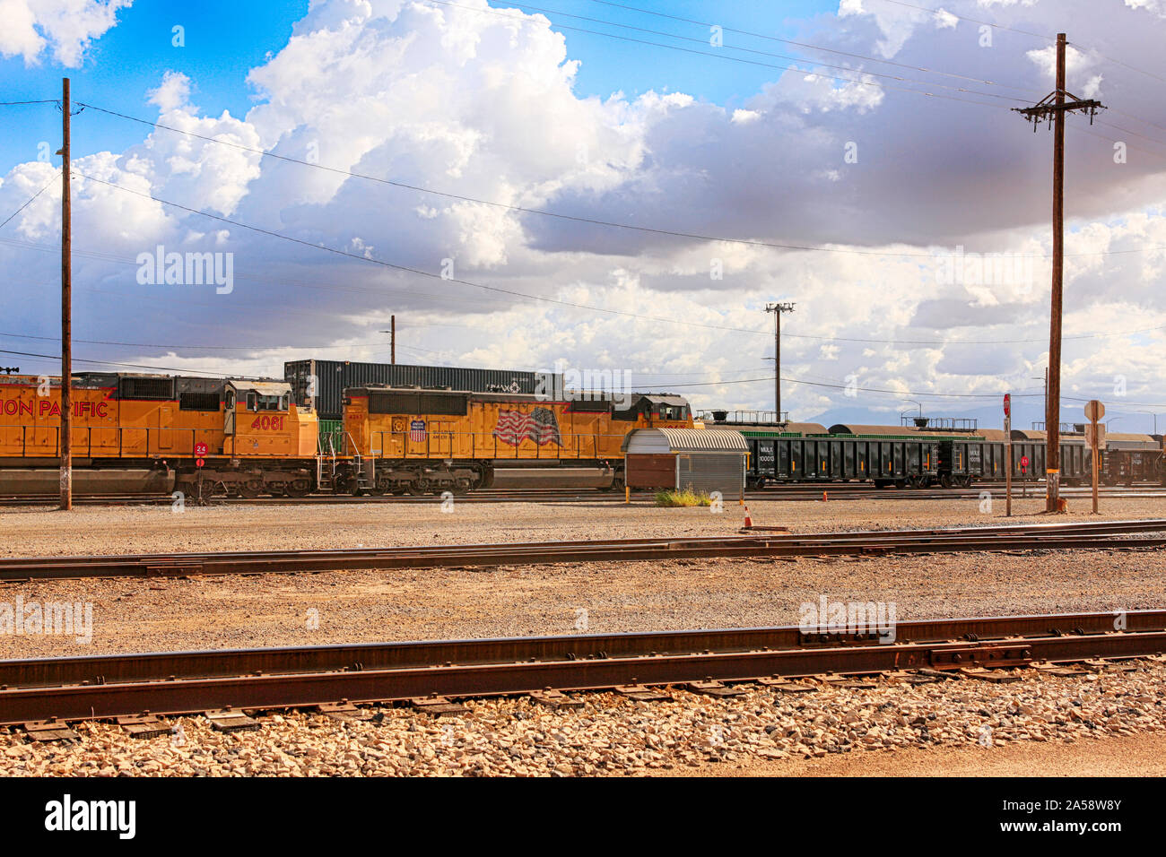 Union pacific railroad yard hi-res stock photography and images - Alamy