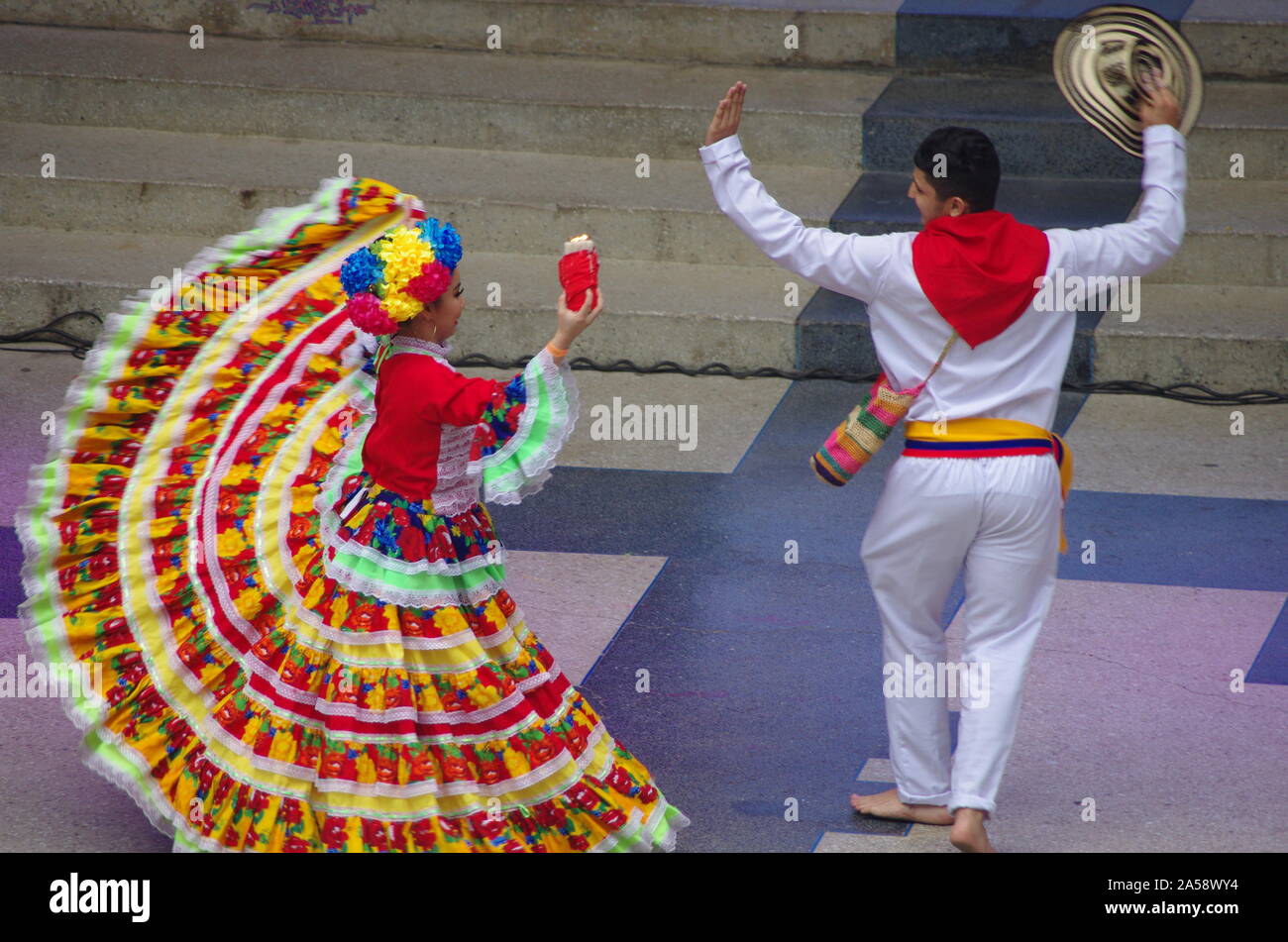 Folk dances of Colombia Stock Photo - Alamy