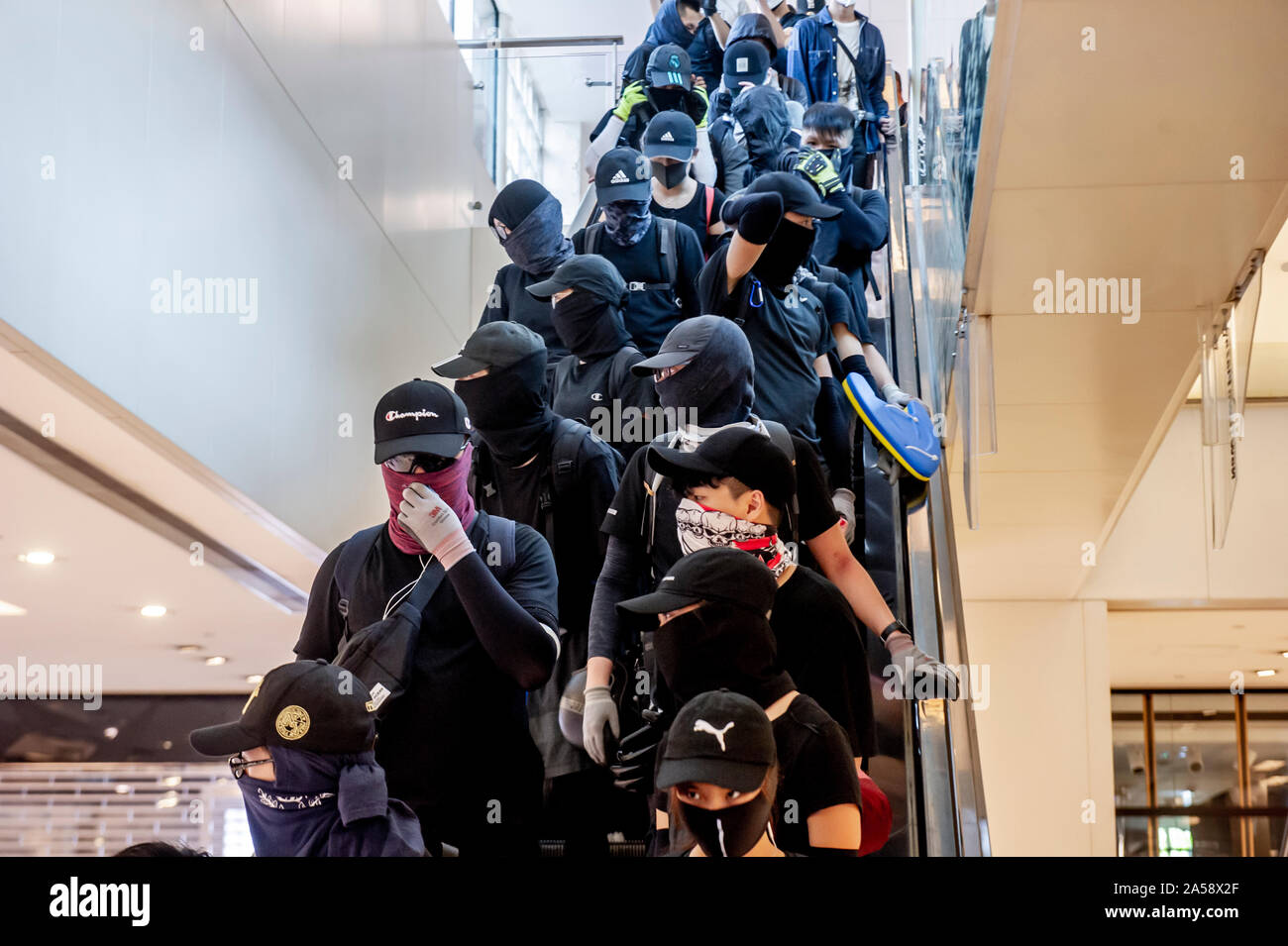 Chain gang in public hi-res stock photography and images - Alamy