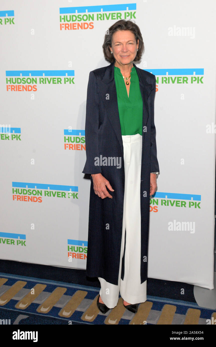 Diana Taylor New York City Stock Photos & Diana Taylor New York City ...