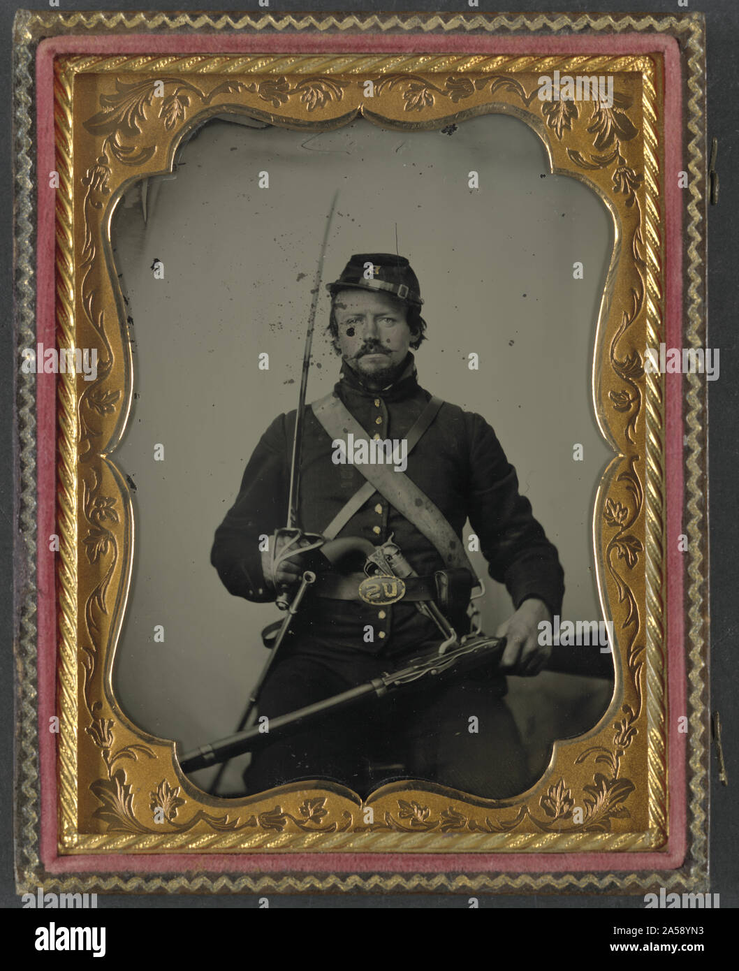 Unidentified soldier in Union uniform and Company B hat, with Hall ...