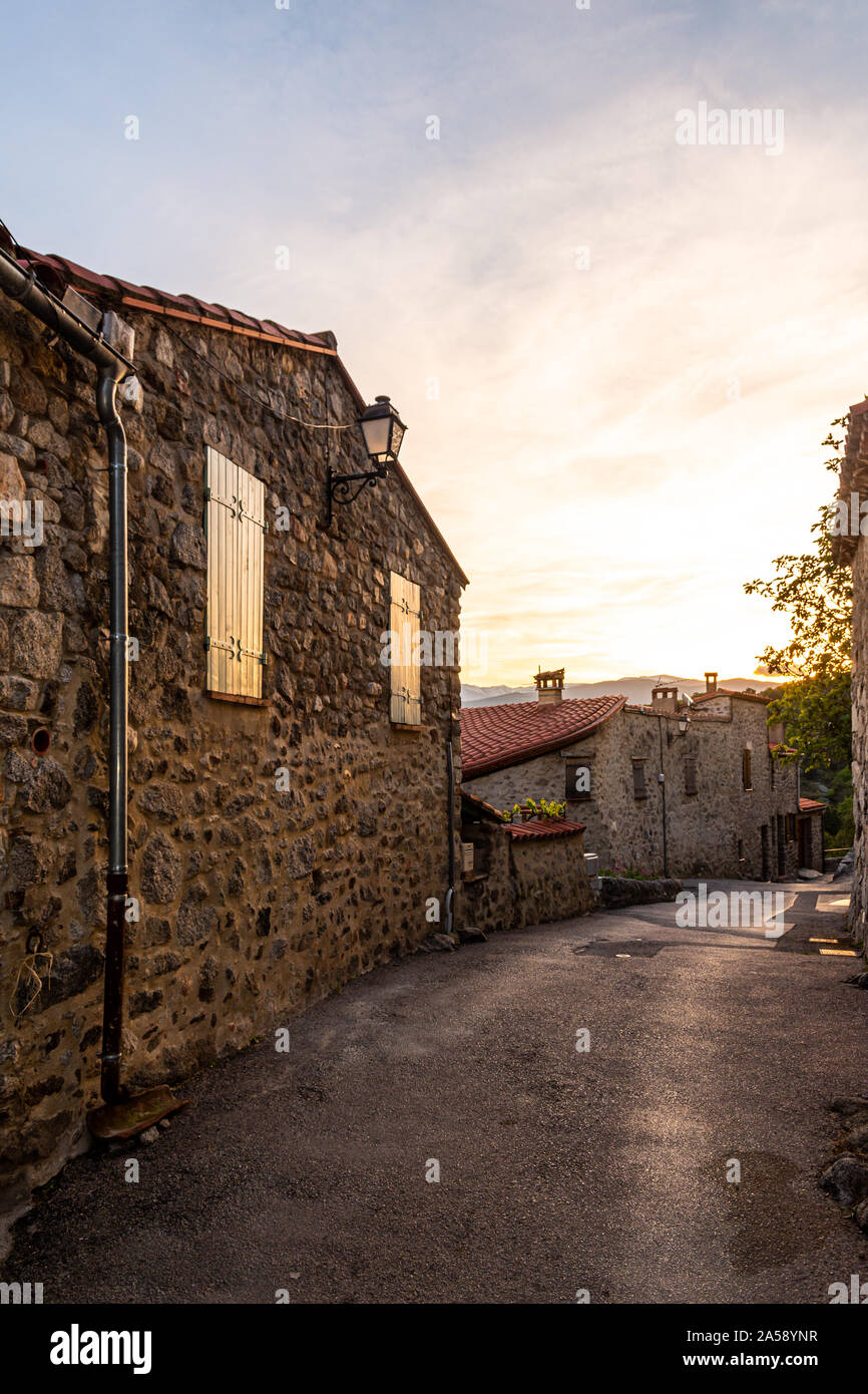 Empty villages hi-res stock photography and images - Alamy